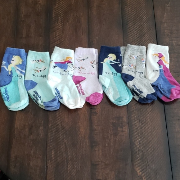 GAP | Accessories | Frozen Socks | Poshmark